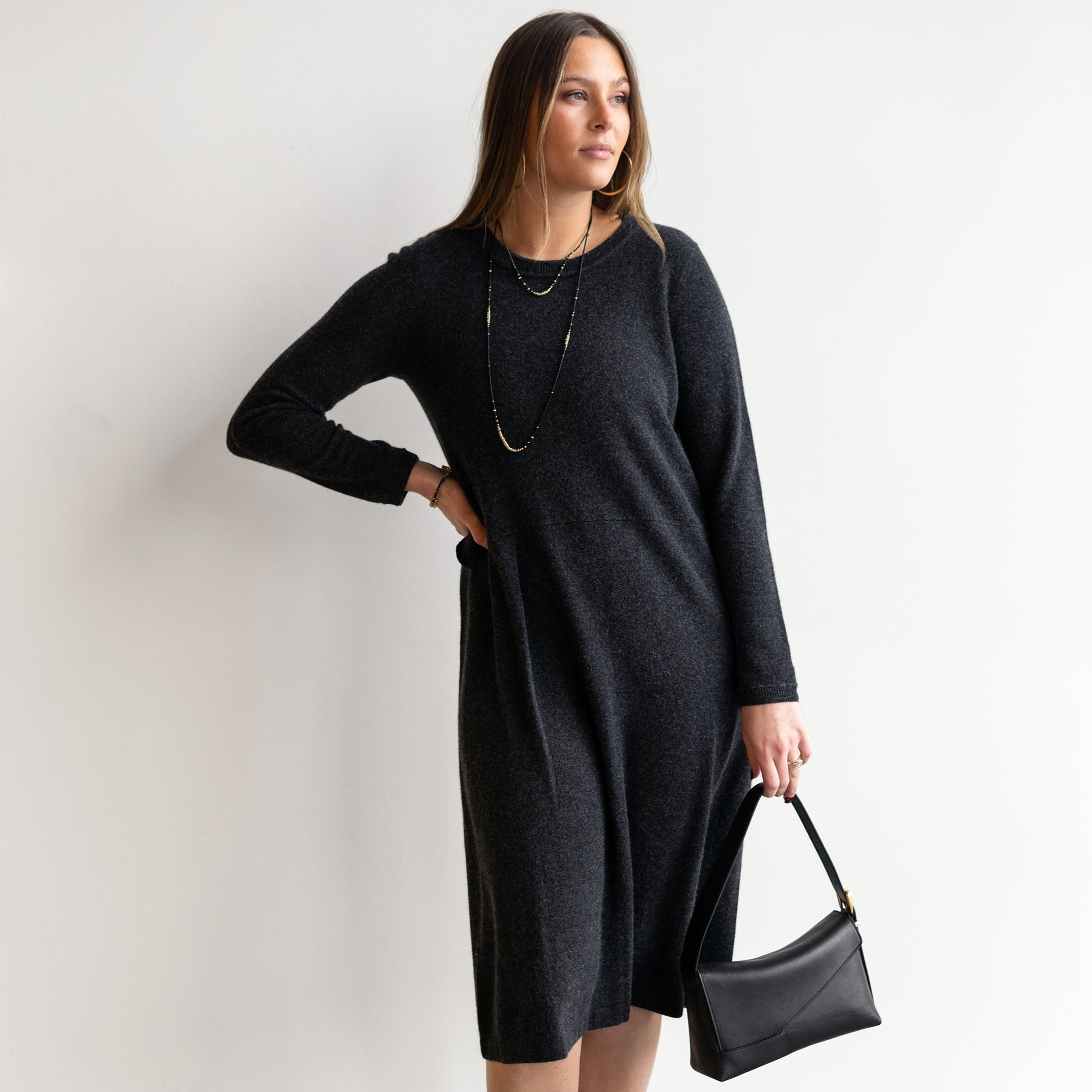 Kobe Cashmere Sweater Dress in Coal